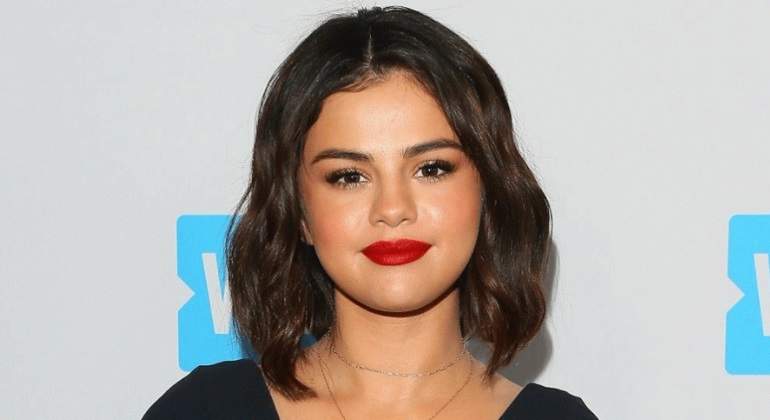 Selena Gomez Lanza Rare Beauty Su Propia Marca De Belleza